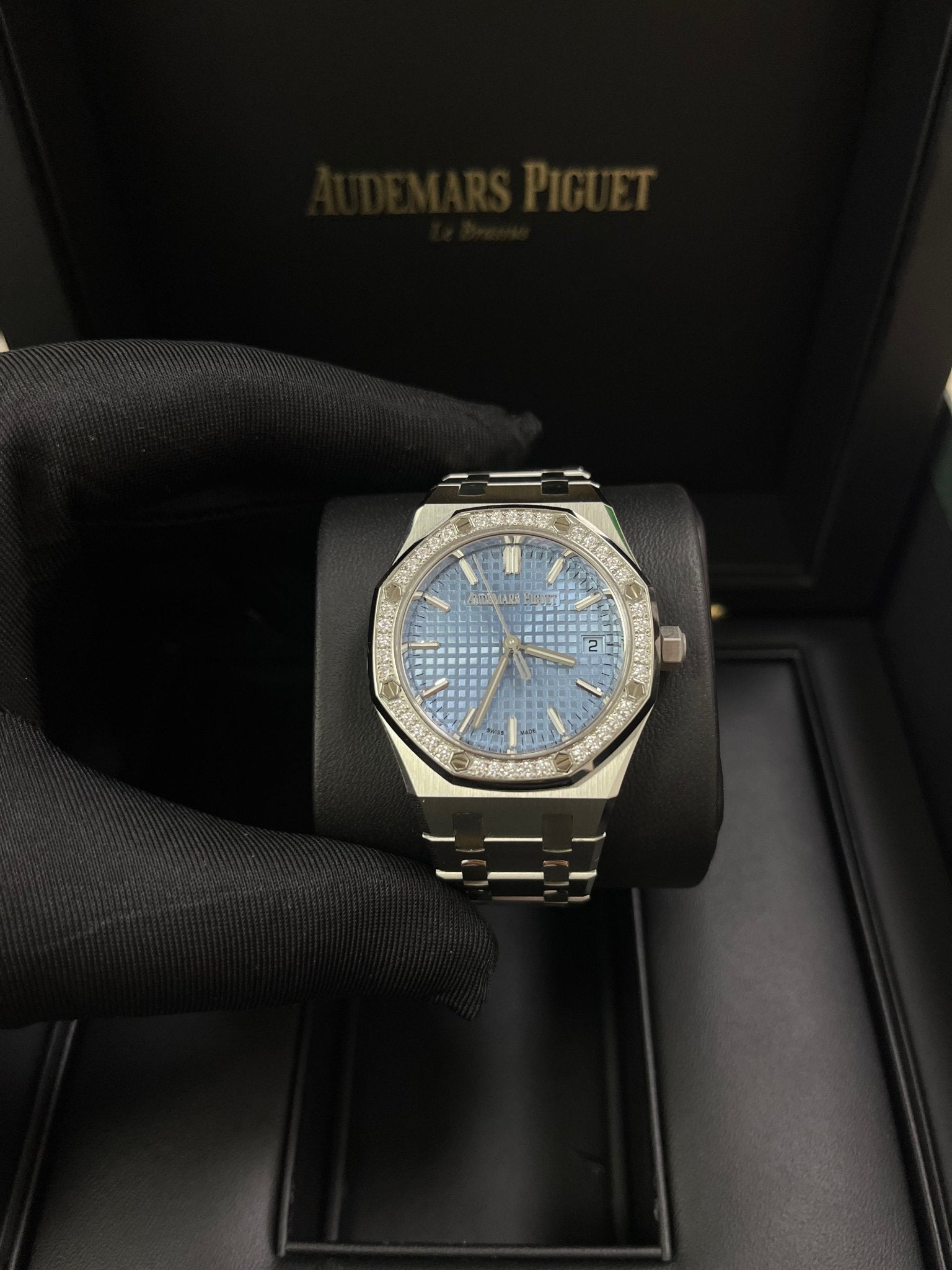 Audemars Piguet Royal Oak Selfwinding Ice Blue Dial 77451ST.ZZ.1361ST ...
