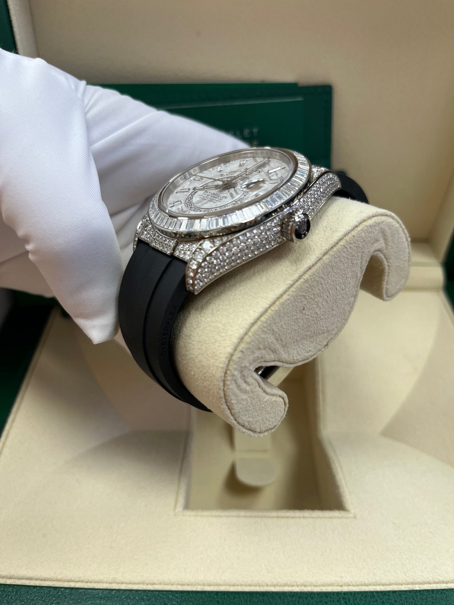 Rolex Sky-Dweller Meteorite Diamonds Baguette Dial Factory Diamonds 33 ...