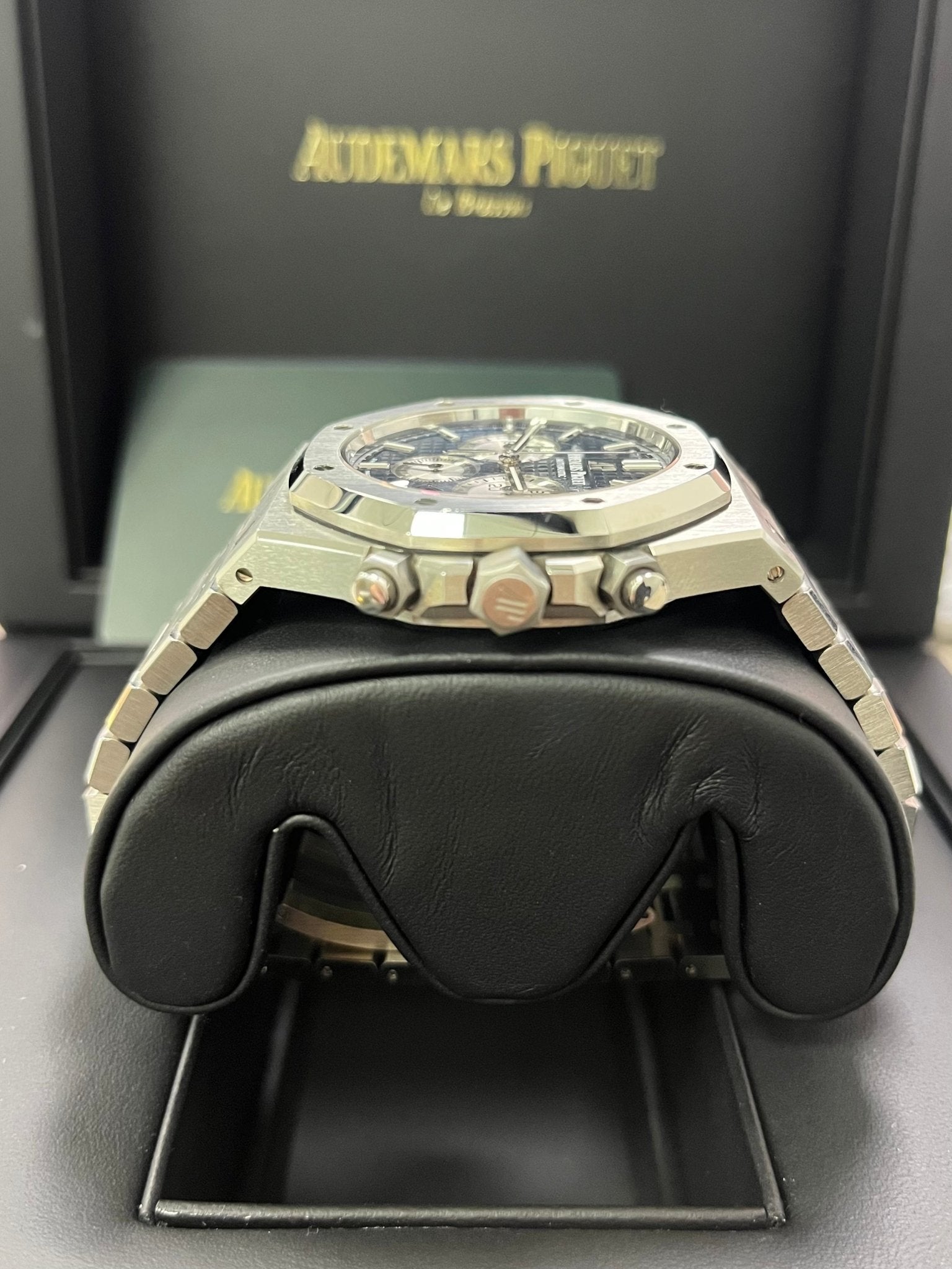 Audemars Piguet Royal Oak Selfwinding Chronograph/ Stainless Steel/ Bl ...